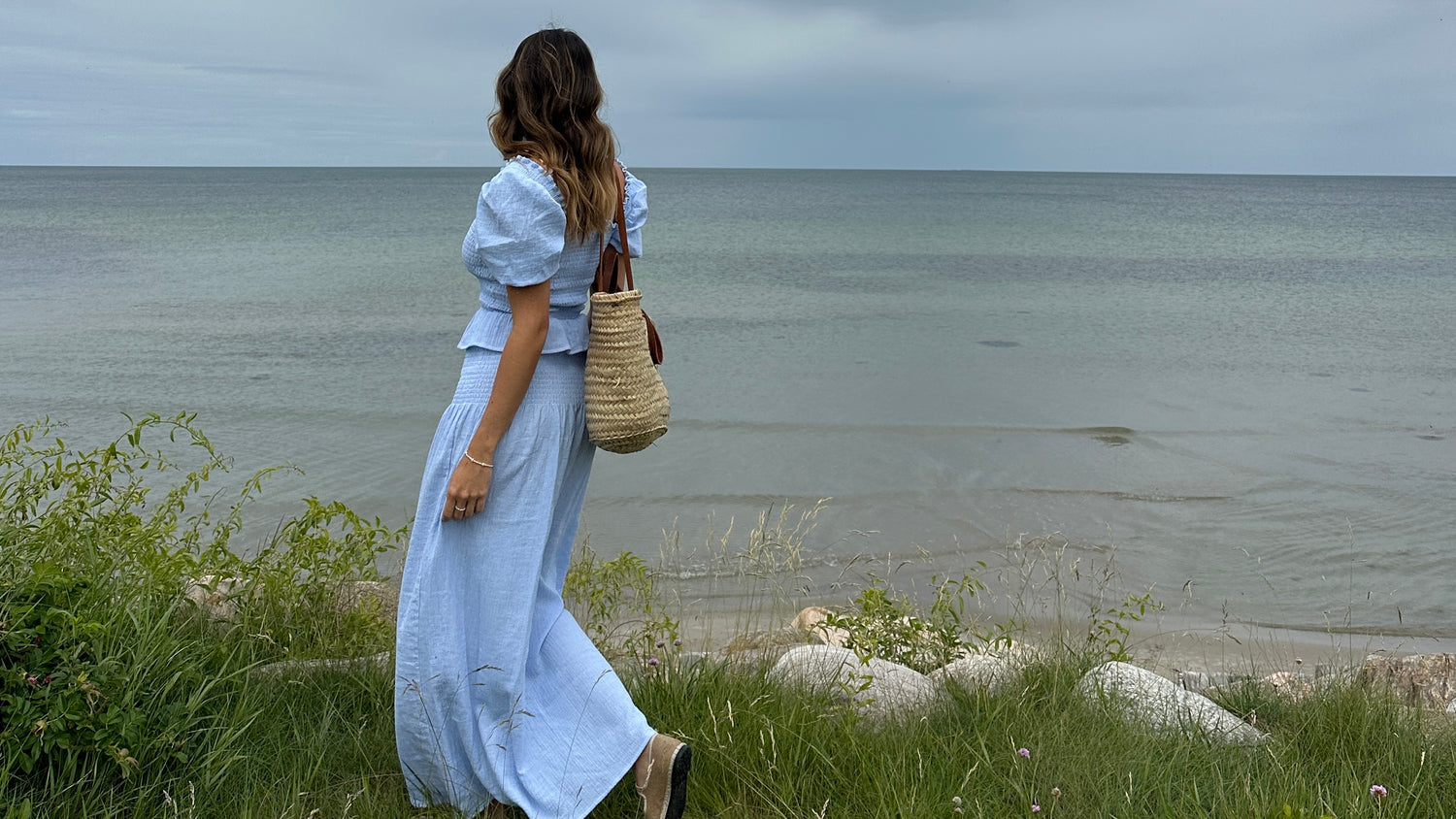 RÓURI OFFICAL – Rouri